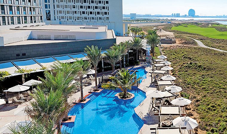 Hotel Radisson Blu Resort Abu Dhabi Corniche (Zima 2022/2023) • Dubaj ...